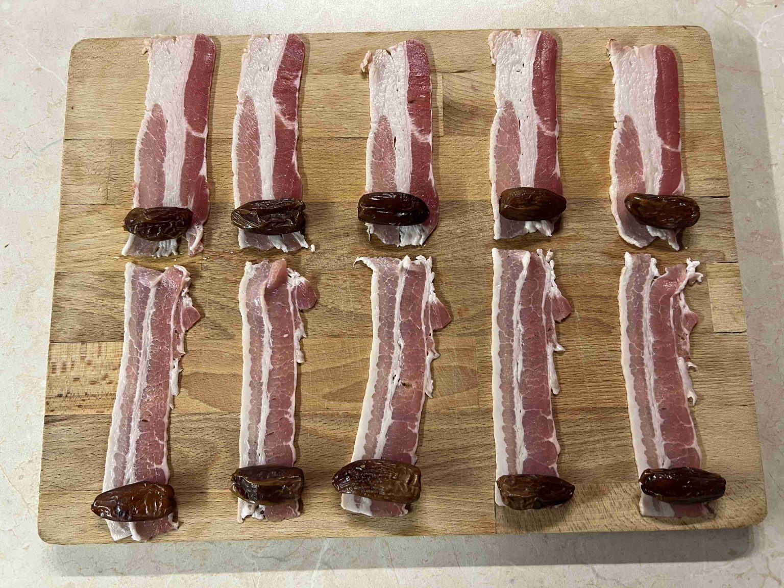 Baconbe tekert datolya airfryerben - Forrólevegős-fritőz