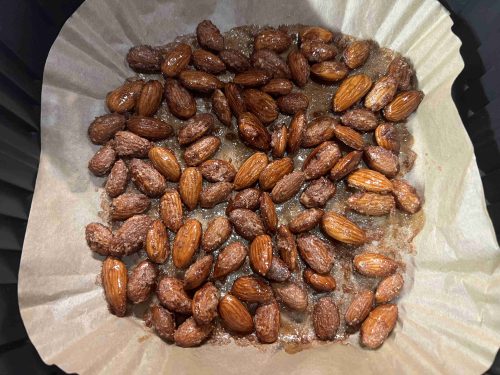 Pirított mandula airfryerben - Forrólevegős-fritőz