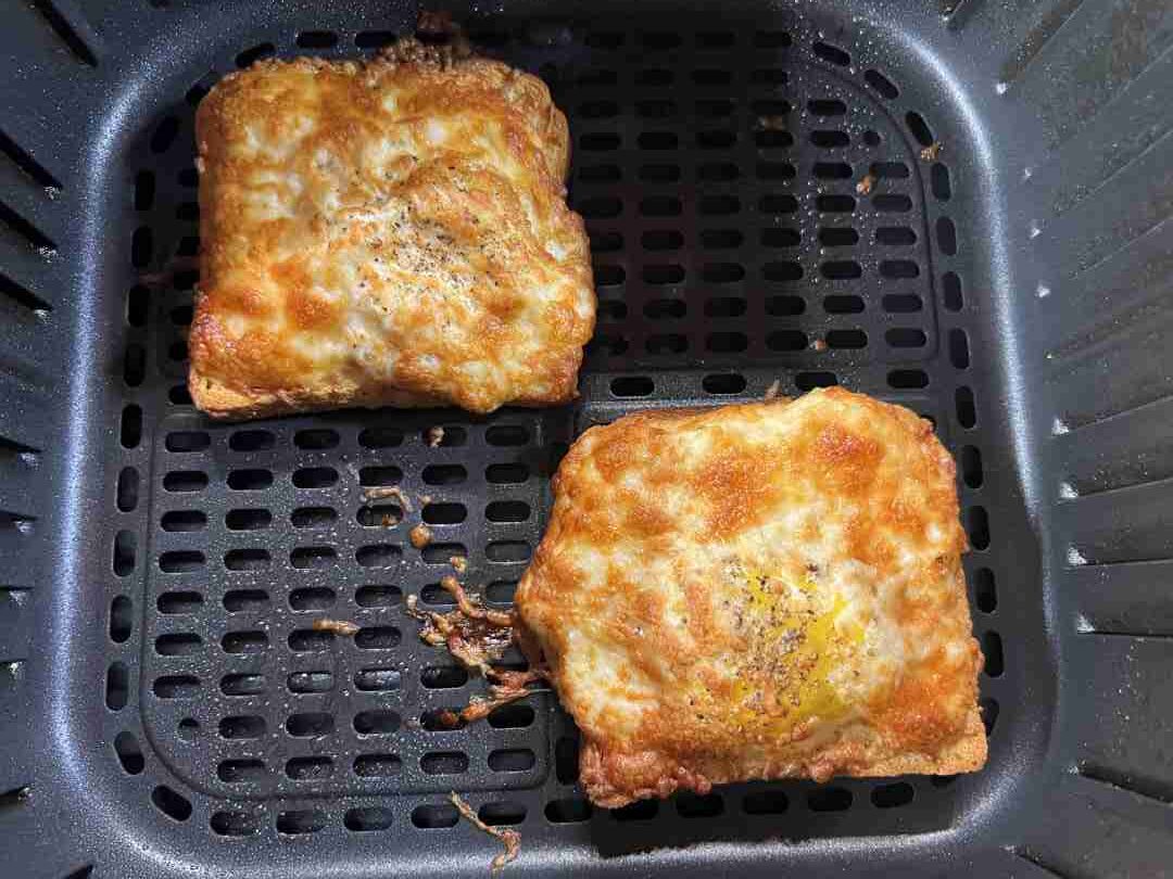 Tojásos toast kenyér airfryerben - Forrólevegős-fritőz
